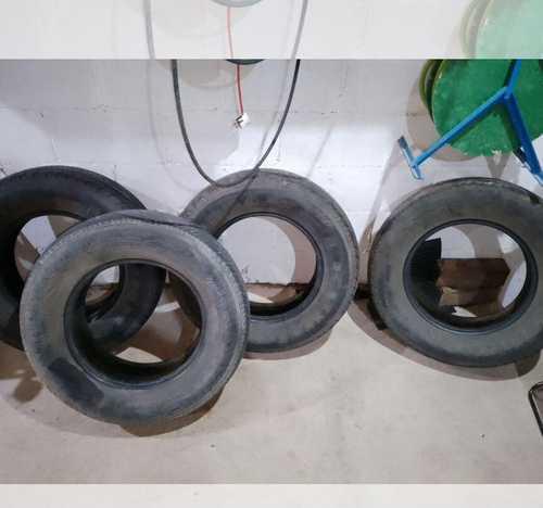 Kumho Road Venture ST KL16 235/70 R16