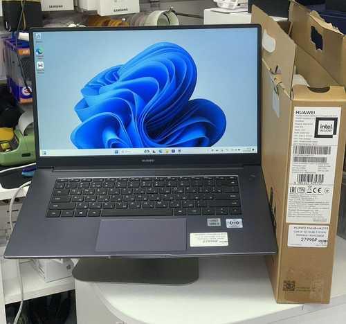Huawei MateBook D15 Core i3-10110U 8/256GB