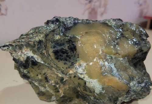 Опал 2.650 гр. Камни и минералы