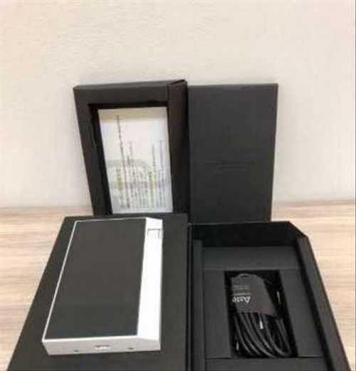 Mp3 плеер Astell&Kern AK70 White с чехлом