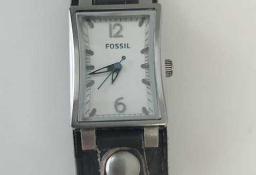 Часы fossil женские