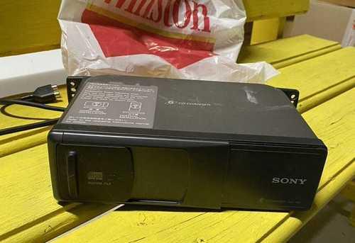 Cd чейнджер Sony CDX 160 на 6 дисков