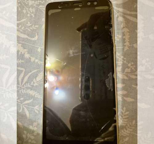 Samsung Galaxy A8 (2018), 4/32 ГБ