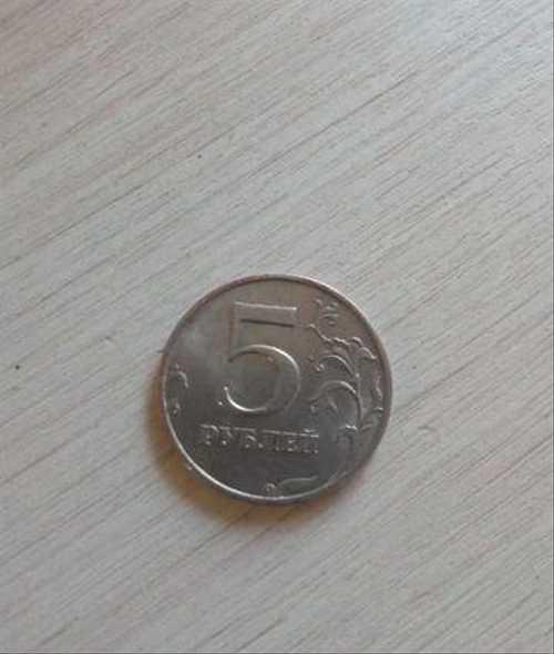 Продам 5 р монету
