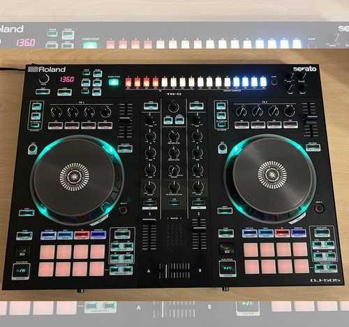 Dj контролер Roland DJ-505