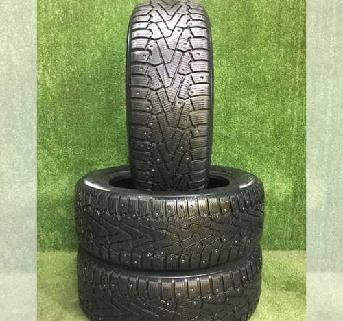 Pirelli Ice Zero 215/55 R17 98T