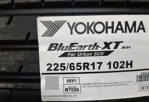 Yokohama BluEarth-XT AE61 225/65 R17