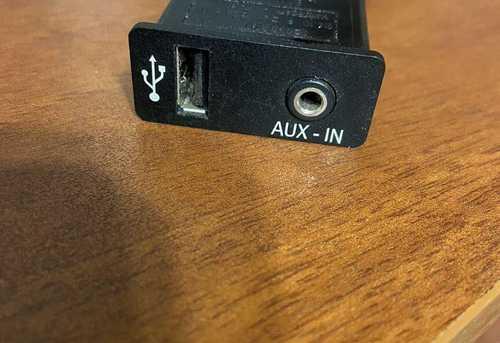 Гнездо usb aux bmw x1 e84