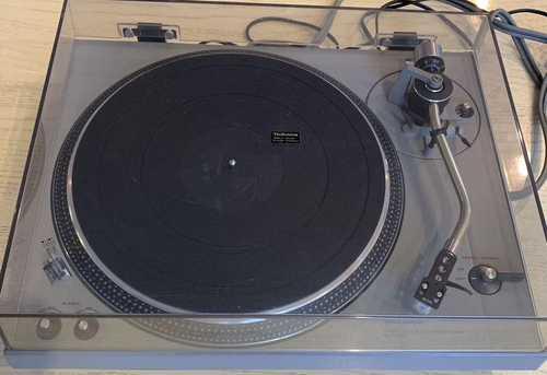 Проигрыватель винила Technics SL 1500