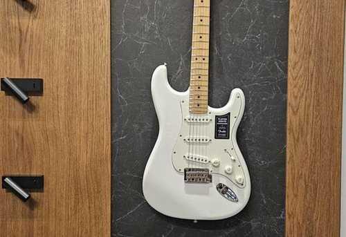 Fender player Stratocaster NM Polar White
