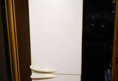 Холодильник атлант двухкамерный мкх1704-00