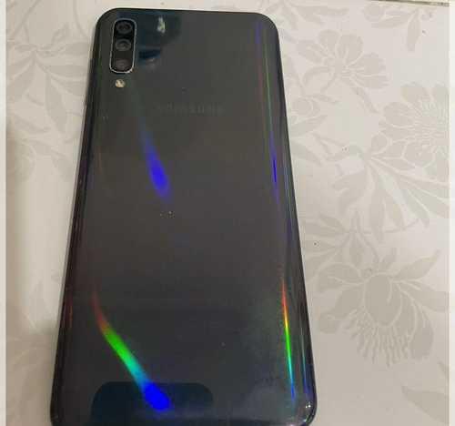 Samsung Galaxy A50, 4/128 ГБ