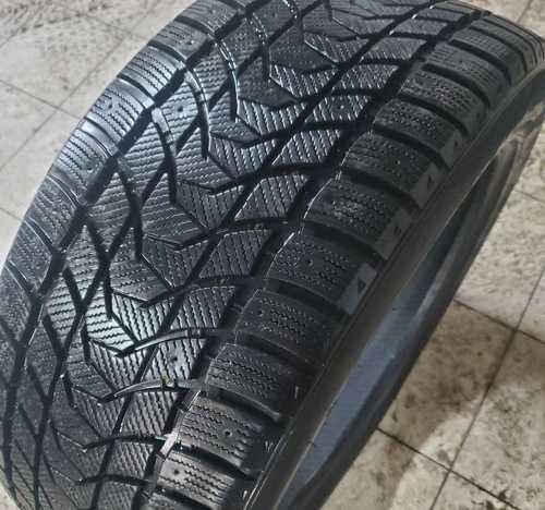 Tri Ace Snow White II 285/45 R21