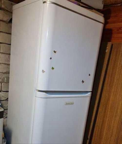Холодильник аристон бу на гарантии