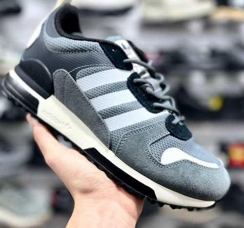 Кроссовки Adidas ZX 700