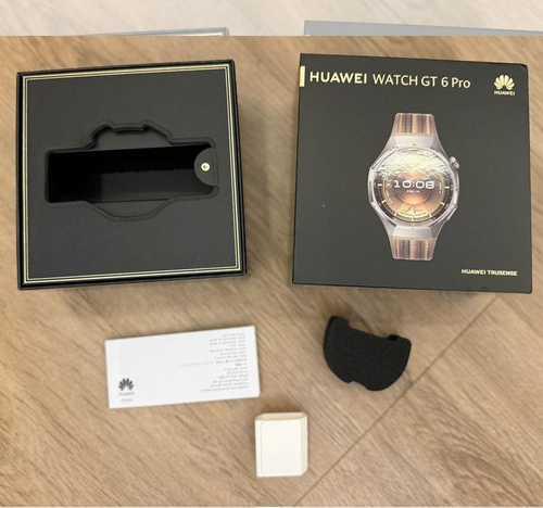 Коробка от huawei watch GT 6 Pro