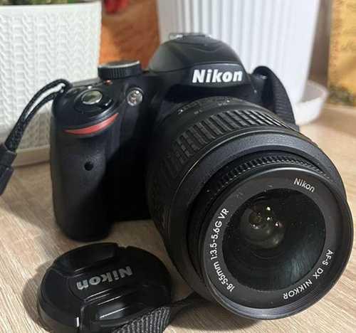 Nikon D3200 зеркальный фотоаппарат (3 000 пробег)