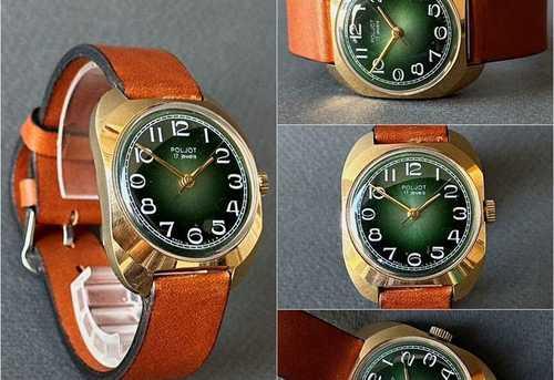 Полет (Poljot) Зеленые мужские наручные часы СССР
