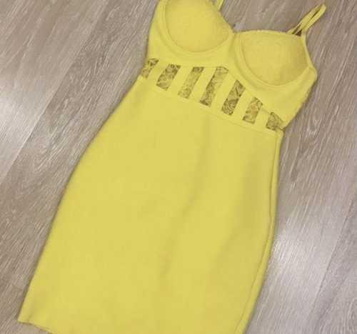 Платье, костюмы, юбки разные бренды