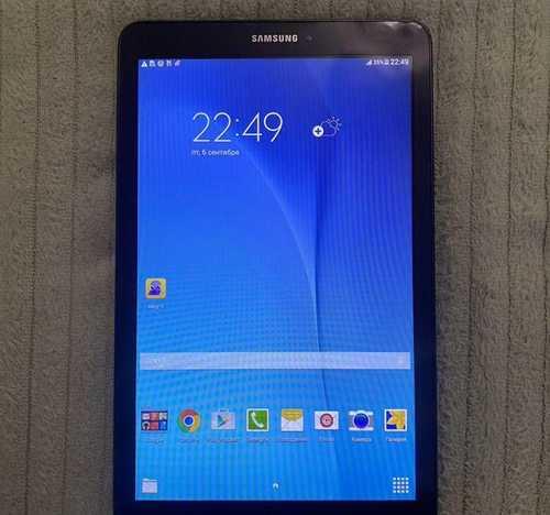 Планшет Samsung Galaxy Tab E 9.6 (SM-T561)