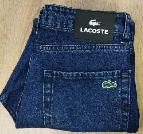 Джинсы Lacoste