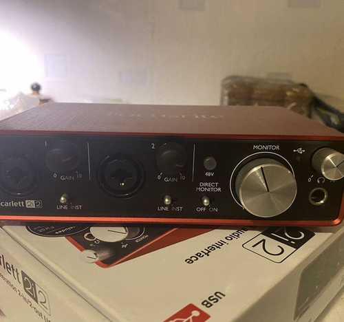 Звуковая карта focusrite scarlett 2i2