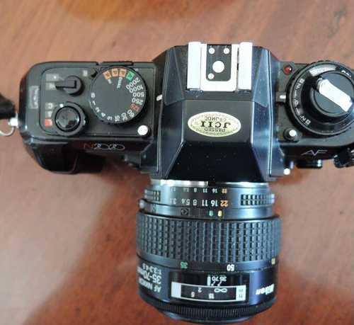 Пленочный фотоаппарат Nikon N2020 + Nikkor 35-70mm