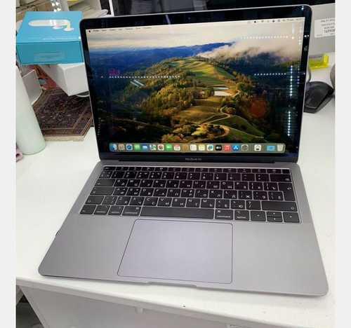 MacBook Air 13 (2018) i5-1,6 GHz 8/128 GB SSD