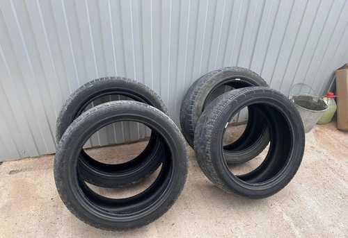 Triangle Snowlink TWT02 235/45 R18