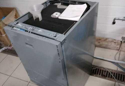 Посудомоечная машина Electrolux ESL94201LO