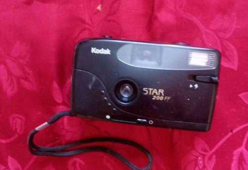Плёночный фотоаппарат Kodak star 200FF
