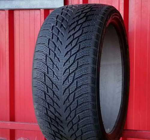 Nokian Tyres Hakkapeliitta R3 255/35 R19