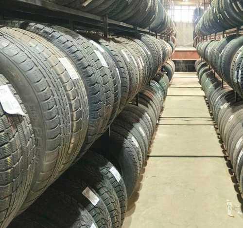 Gislaved Nord Frost 5 235/65 R17 108S