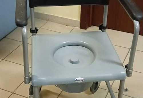 Гигиеническое кресло для инвалидов