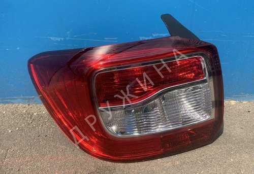 Задняя левая фара Renault Logan 2