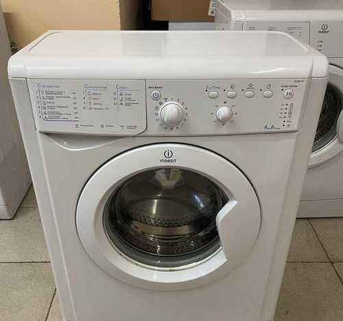 Узкая стиральная машина Indesit (33 см)