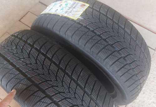 Minerva Frostrack UHP 215/50 R17 V