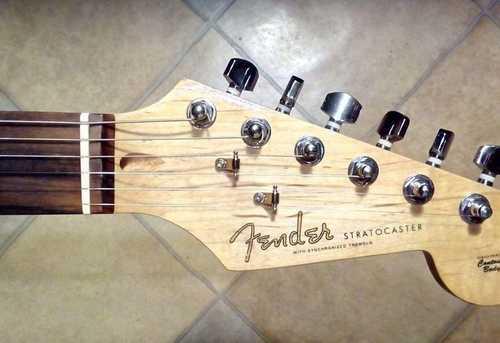 Гитара fender Stratocaster (реплика)