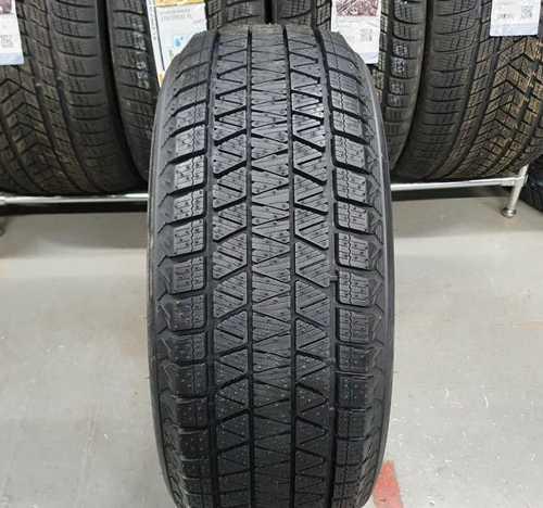 Bridgestone Blizzak DM-V3 255/45 R20