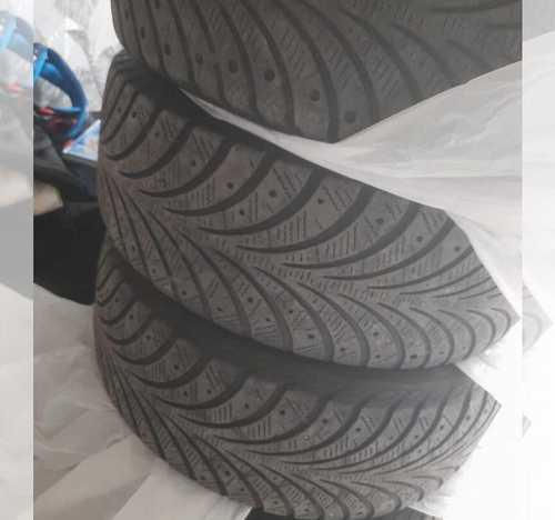 Goodyear Altimax Nordic 205/55 R16