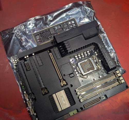 Материнская плата sabertooth z77 lga 1155