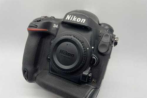 Nikon D4