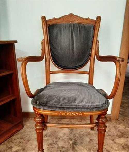 Антикварное кресло Братья Тонет