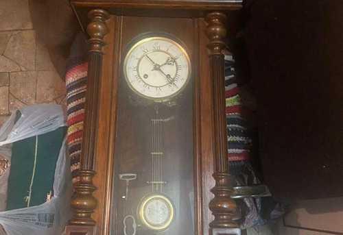 Настенные старинные часы антиквариат