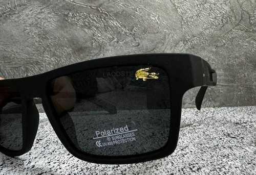 Солнцезащитные очки мужские Lacoste