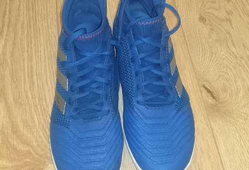 Бутсы adidas Predator