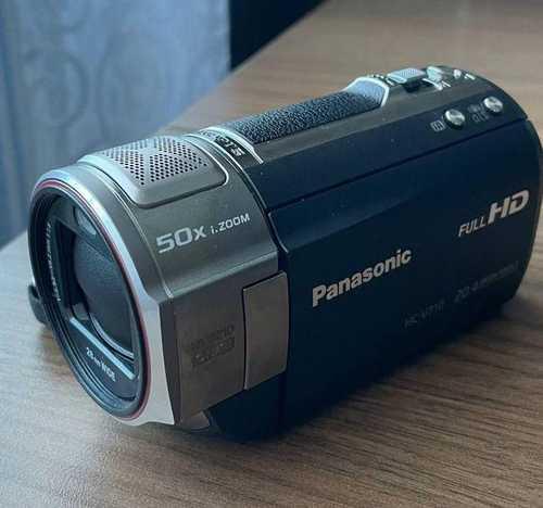 Видеокамера Panasonic HC V710