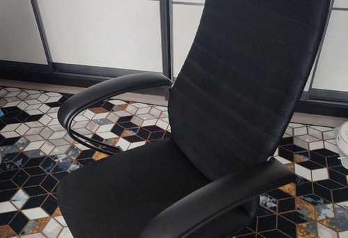 Эргономичное компьютерное кресло