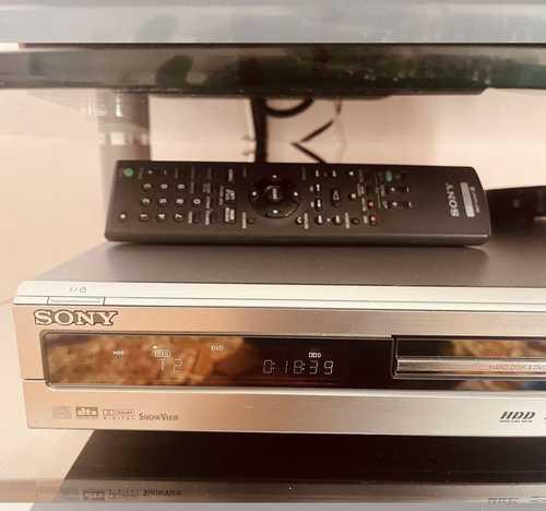 Dvd рекордер sony RDR-HX910 с пультом