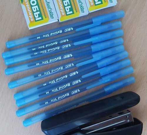 Канцелярский набор ручки степлер скобы